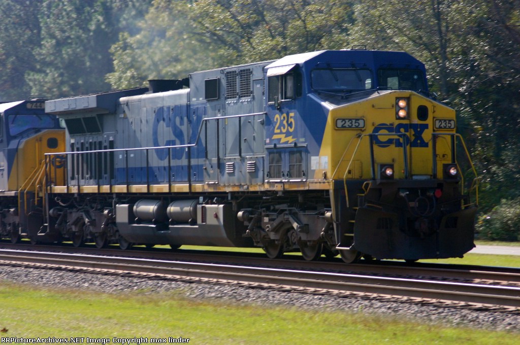 CSX 235